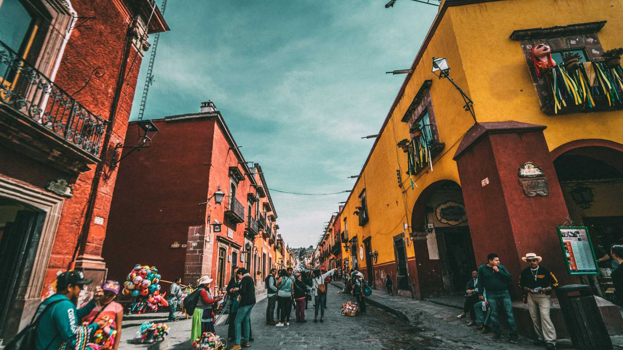 Employee Leave Rights in Mexico | Rivermate